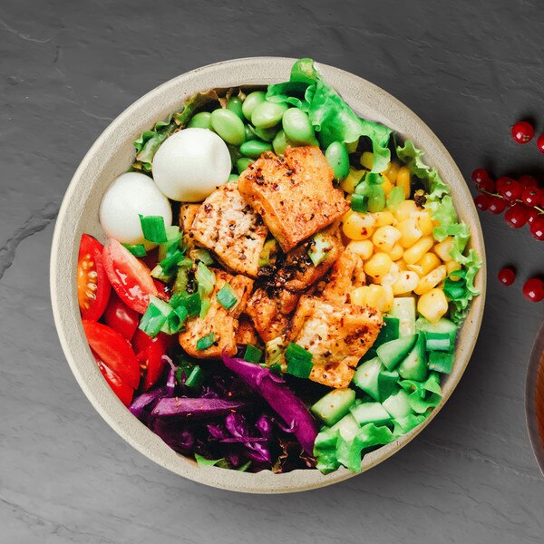 Round Natural Bagasse Heavy Weight Plate PFAS Free - 500/Case | Nantuk